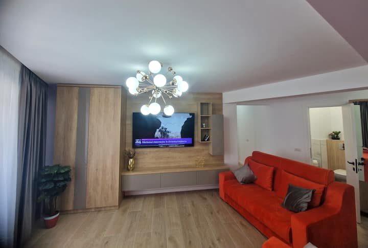 Ultracentral Luxury Apartment - Curtea de Argeș