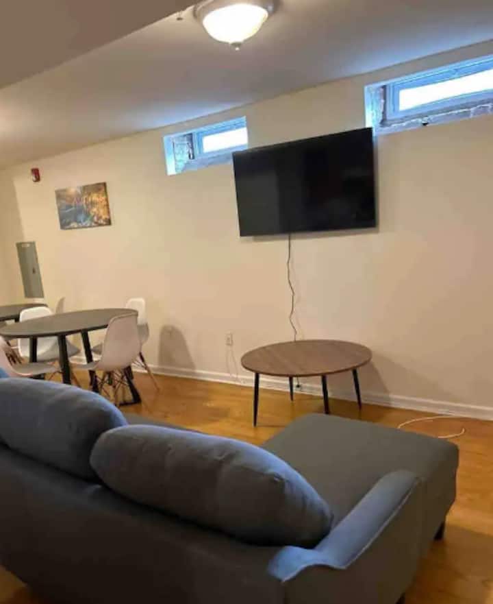 Chic 2br/1ba Parkside Hideaway - Lodi, NJ