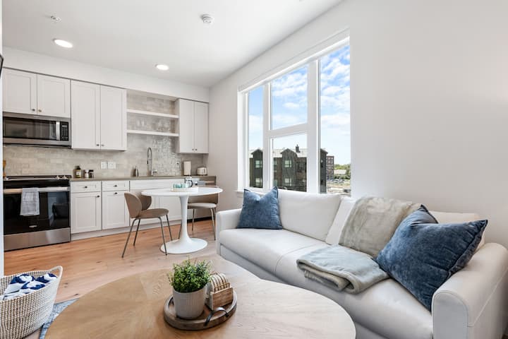 Downtown Luxury 1bd- Pool/spa/bowl/golf/gym/parkng - Salt Lake City, UT