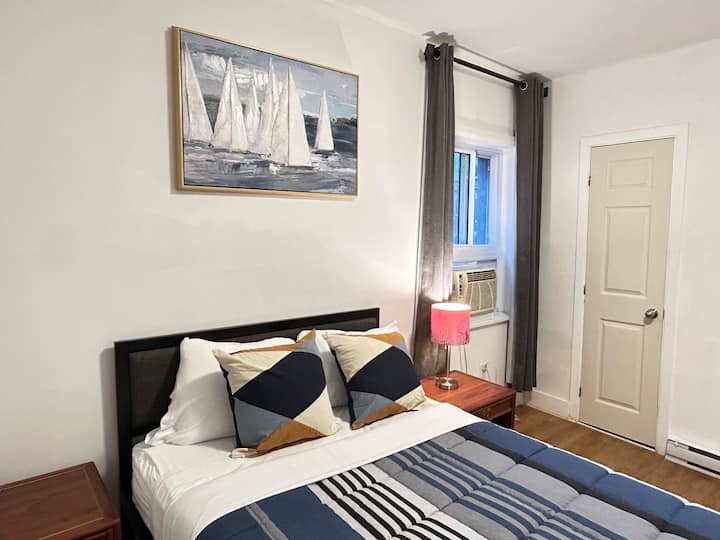 Romantic Plateau Mont-royal Escape • Studio • 1bd - Montreal