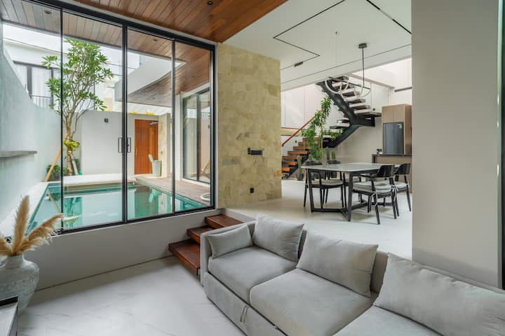 Luxury Haven : Stunning 2br Brand New In Canggu - Bali