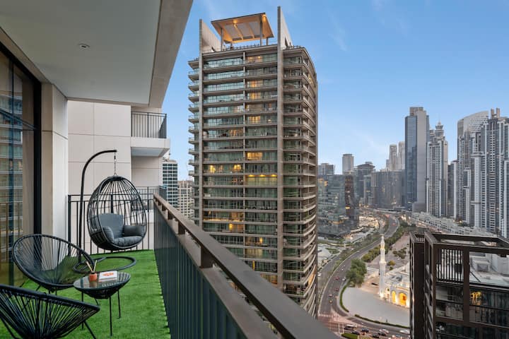 Heart Of Downtown| 3min To Dubai Mall | Gym & Pool - Dubai