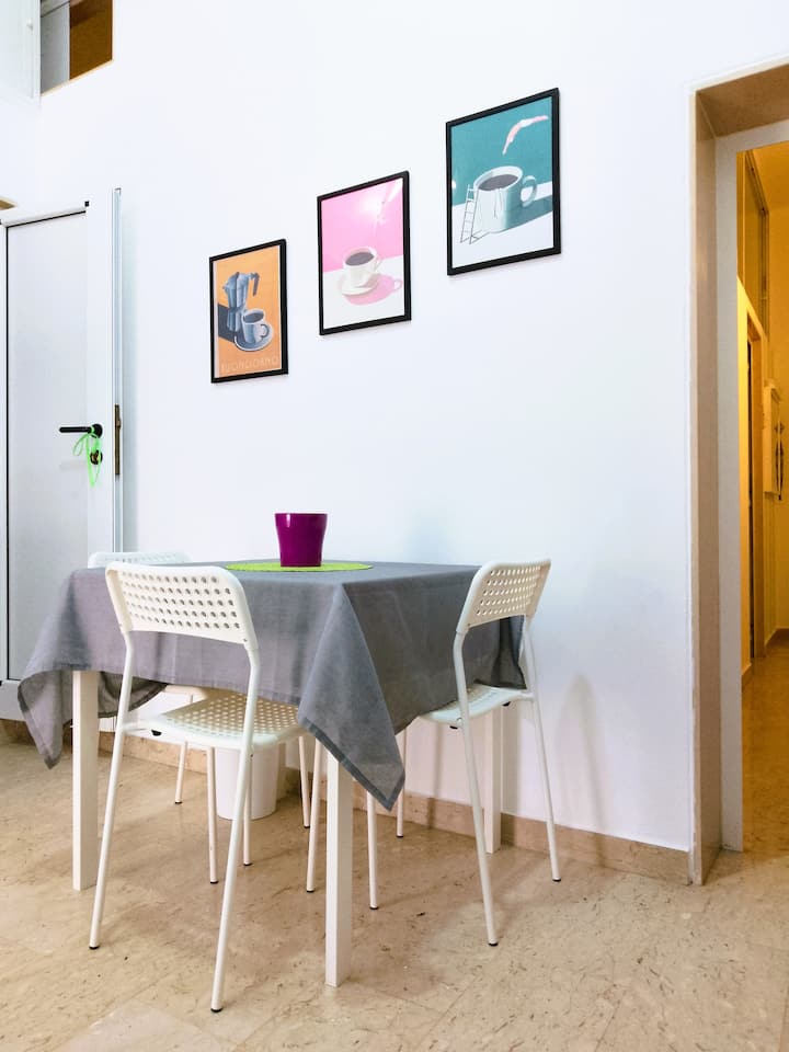 Itaca - Two Steps From The Sea - Bari