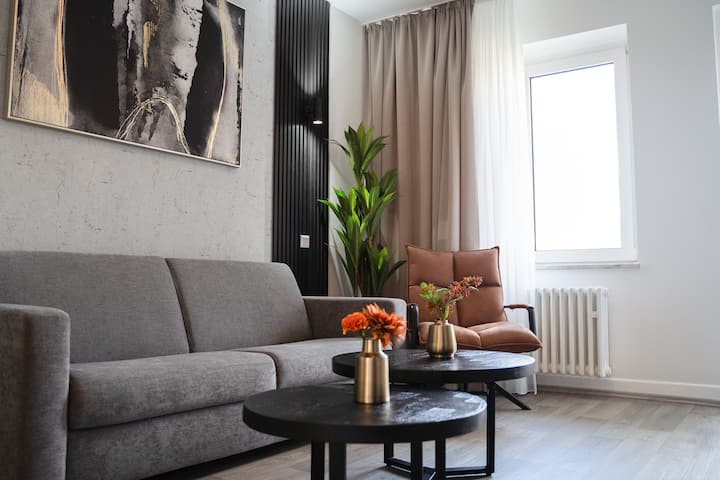 Large Apartment Oberhausen Center {11.11} - Oberhausen