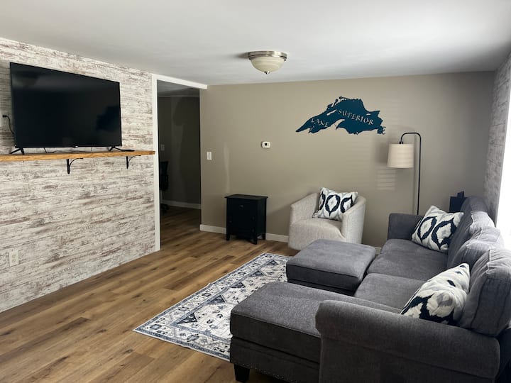 2 Br 2 Bath Home In Marquette…ski-bike-hike! - Marquette, MI