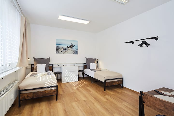 Lemon Suites 2, Apt. Für Kleine Gruppen Und Teams - Nürnberg