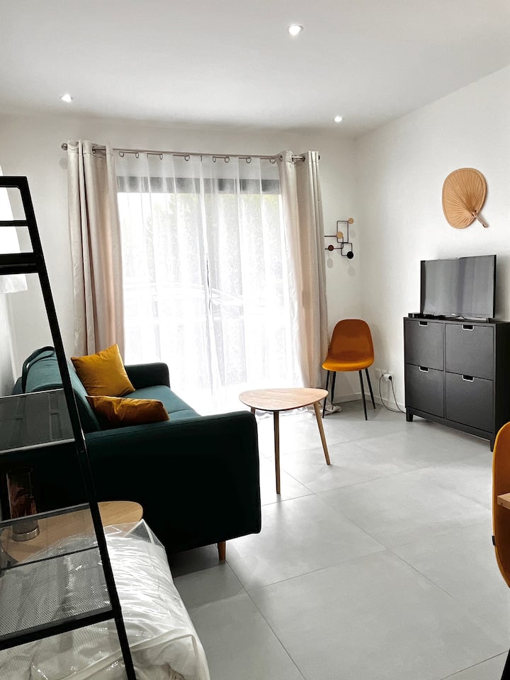 Ecolodge37 Chambre Indépendante Sdb Wc Rdc+parking - Indre-et-Loire
