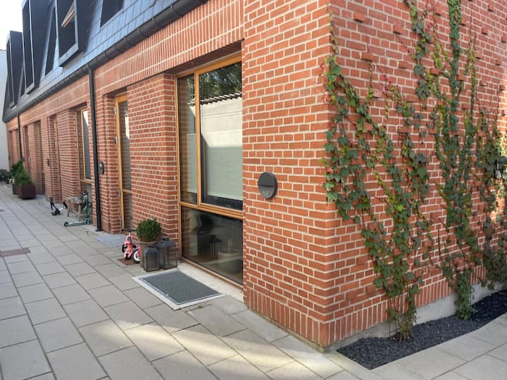 Spacious And Central Town House - Near The Metro - Copenhaguen