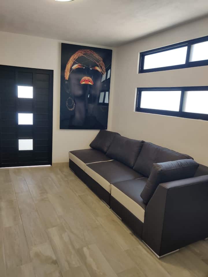 Hermosa Casa Con Terraza - Querétaro