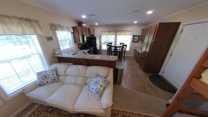 Lake Front 1 Br Cabin Near Toledo Town - Toledo Bend Reservoir