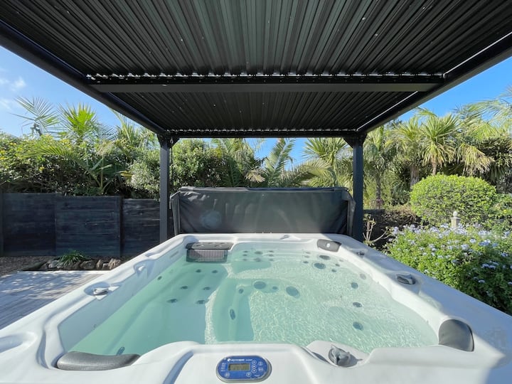 The Hideaway | Stay Waiheke - Waiheke Island