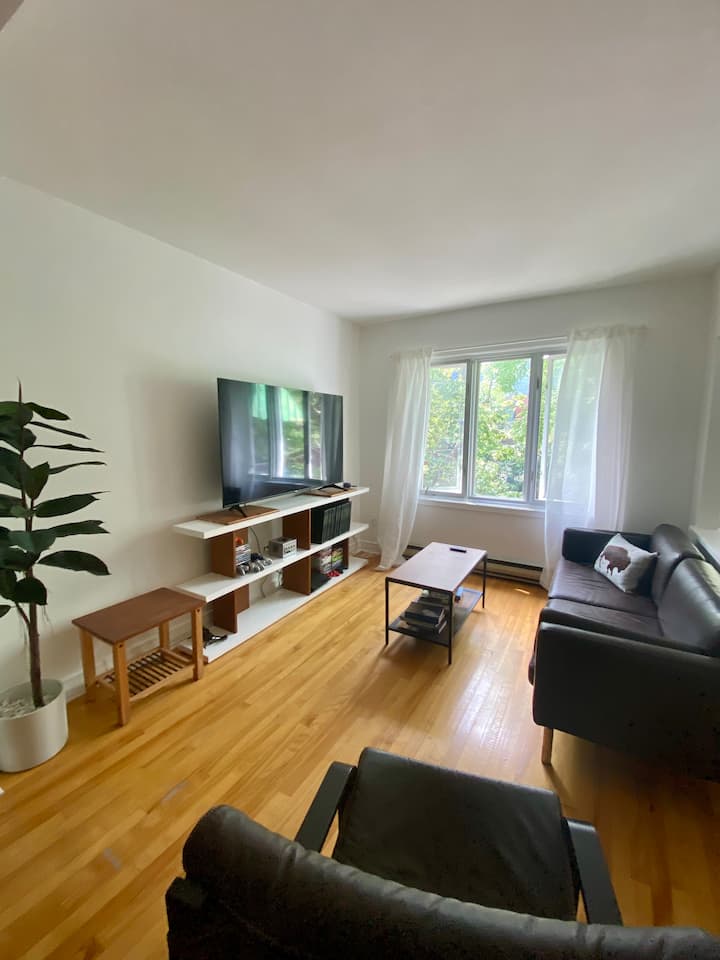 Spacieux 2 Chambres à Rosemont - Laval