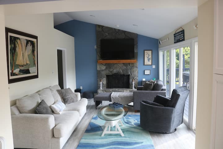 Welcome To Our Beautiful Lakefront House - Denver, NC