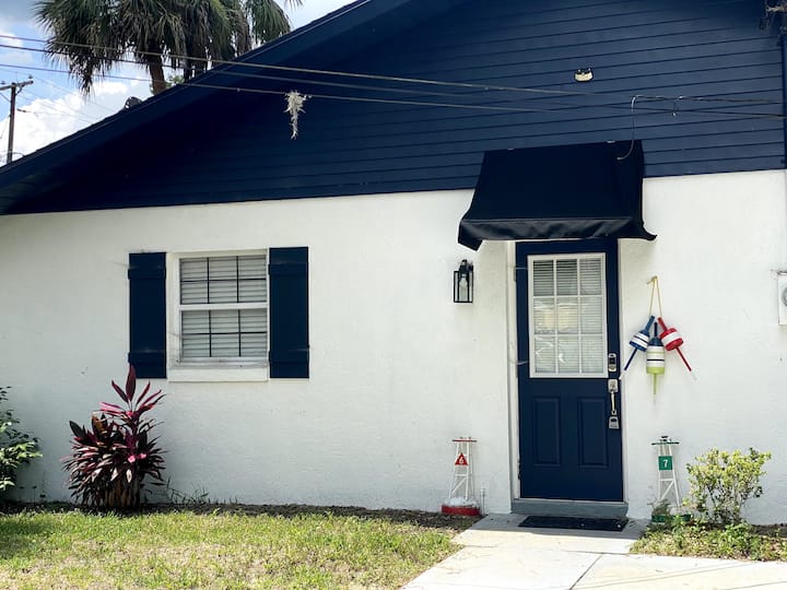 Charming Rainbow River Home - Rainbow Springs, FL