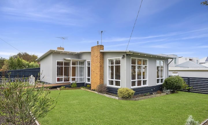 The Learmonth Retreat - Queenscliff