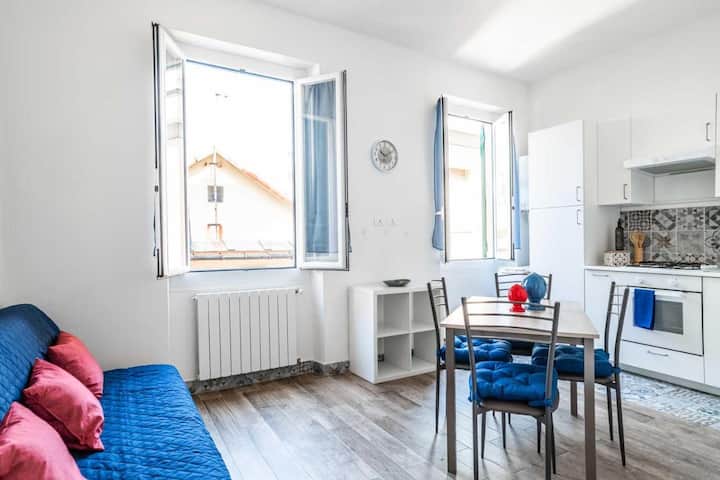 A Mae Riva - La Tua Casa Al Porto Antico - Genoa