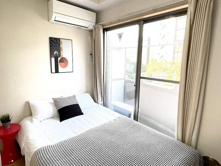 [Takadanobaba42] Sightseeing And Business Stays - Shinjuku City