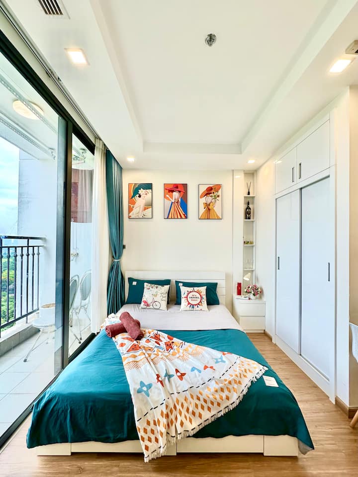 Nice Studio With Swimming Pools, Gym, Walking Lake - Hanoi