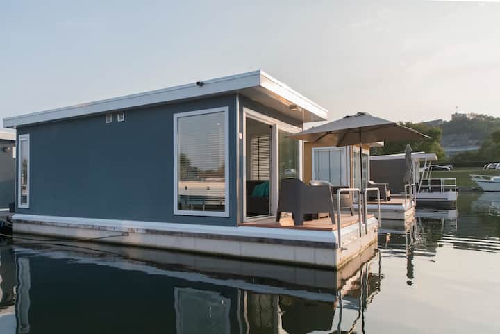 Anegada | Cozy & Romantic Houseboat In Maastricht - Maastricht