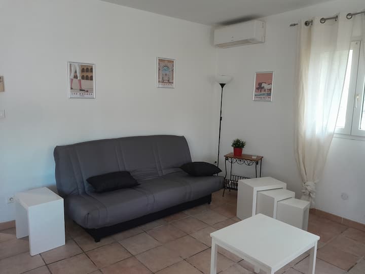 Appartement Proche D'une Ecurie - Nimes