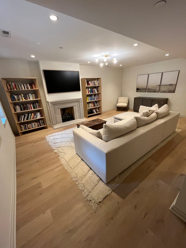 1 Bed 1 Bath In Lincoln Park - Chicago