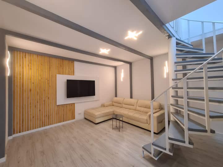 Apartment 50 M From The Untold - Cluj-Napoca