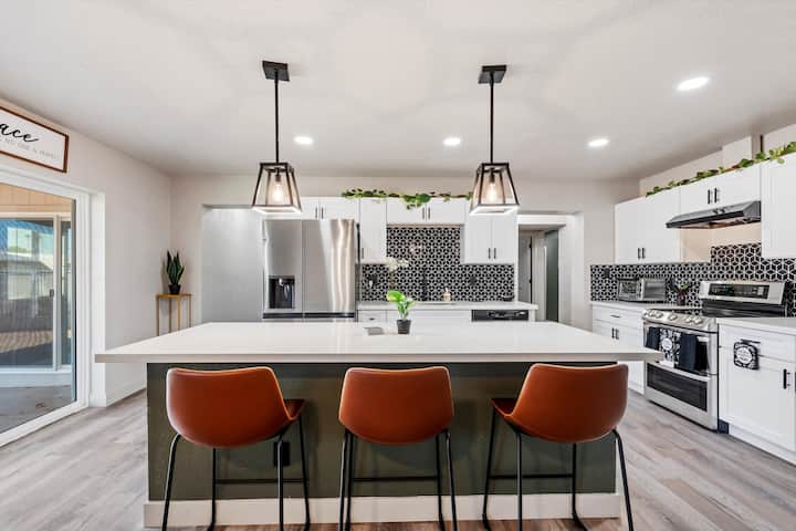 Cozy With A Splash Of Luxury - Phoenix, AZ