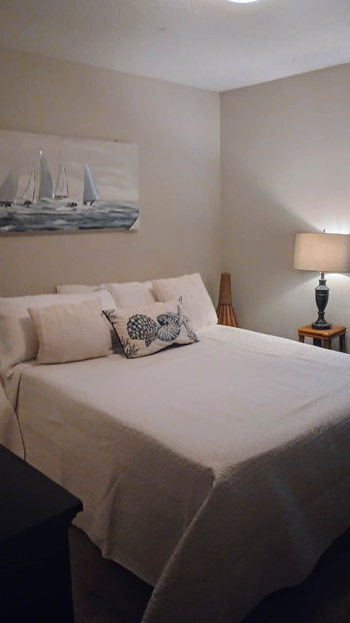Private Room, Close To Hospitals, Fsu, Capital - Tallahassee, FL