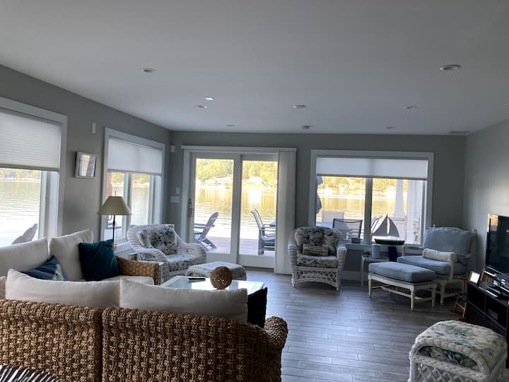 Harveys Lake Boathouse- Sleeps 4 - Dallas, PA