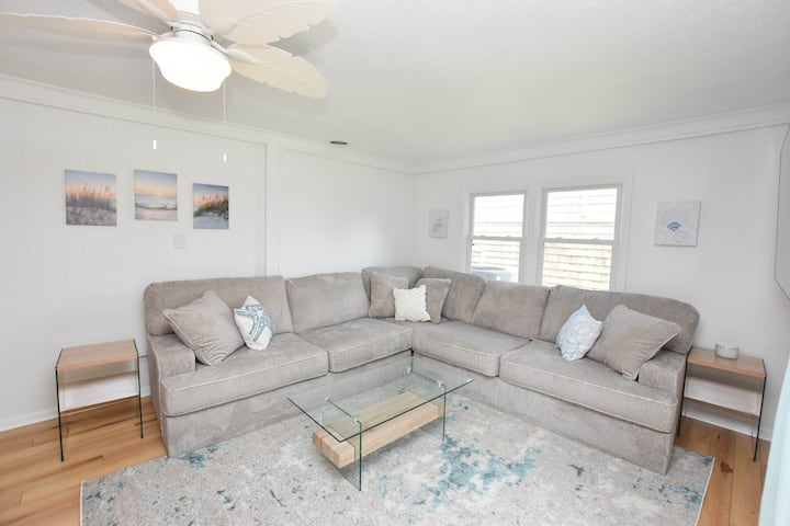 Beach Shack ~ Ocean Side - Nags Head, NC