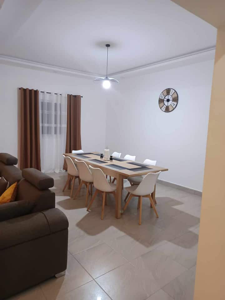 Loft  Calme, Wifi Gratuit, Solaire, Puit - Antananarivo