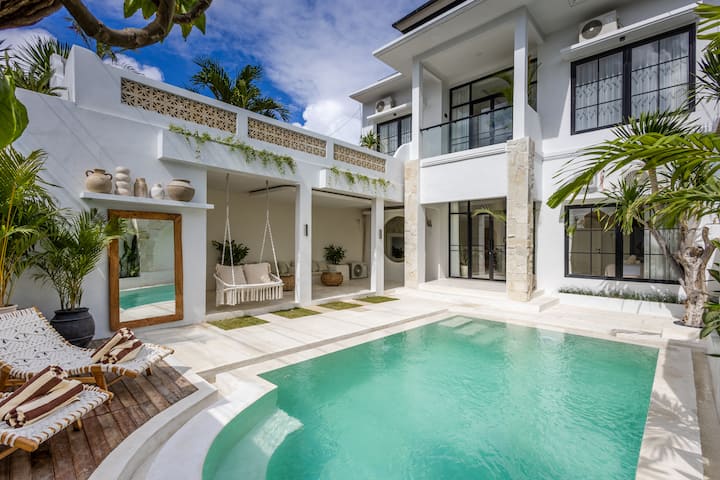 Casa De La Vida 3 Bedroom Private Pool Villa - Kuta