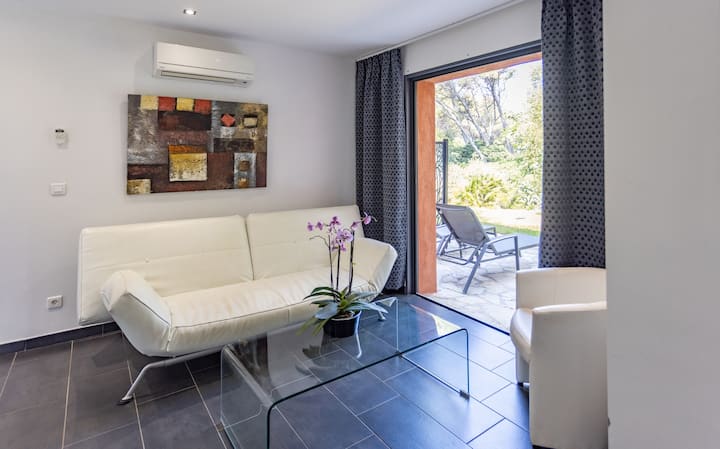 Suite Vue Jardin - Maison D'hôtes Au Bord De L'eau - Six-Fours-les-Plages