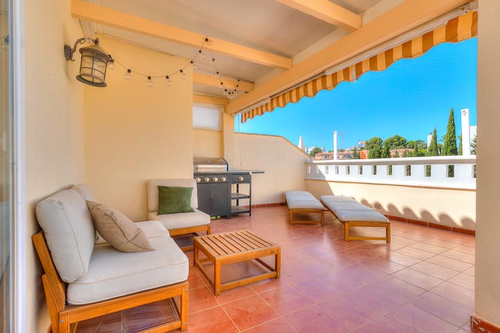 Stunning Penthouse For 8 People - Fuengirola