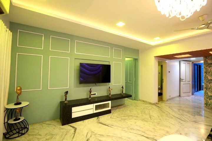 Luxury 4 Bedroom Villa With Pool In Kandivali East - Mumbai