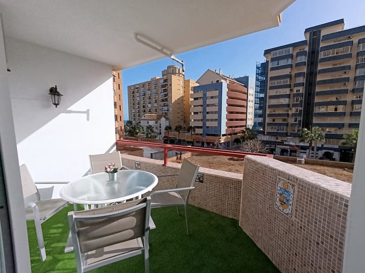 Apartamento En Puerto Deportivo - Fuengirola