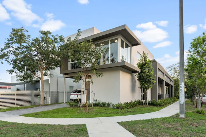 Oasis 3br + Pool Gables Oasis - South Miami, FL