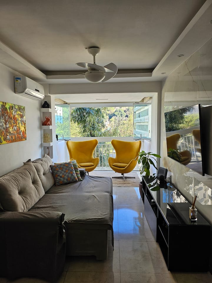 Lindo Apto Ao Lado
 Riocentro
Sem Taxa De Limpeza - Rio de Janeiro