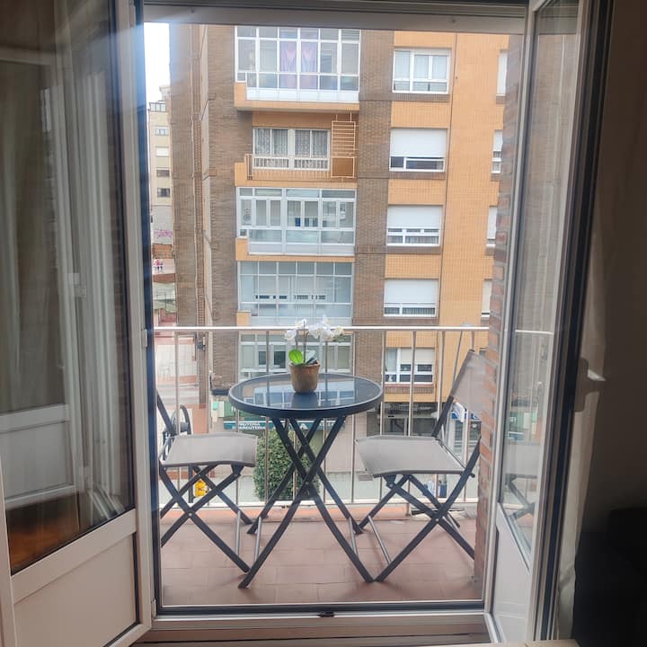 1a135 Comodo Apto 3 Dormitorios - Gijón