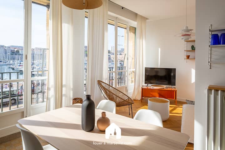 Vue Magnifique Sur Le Vieux-port De Marseille - Marseille