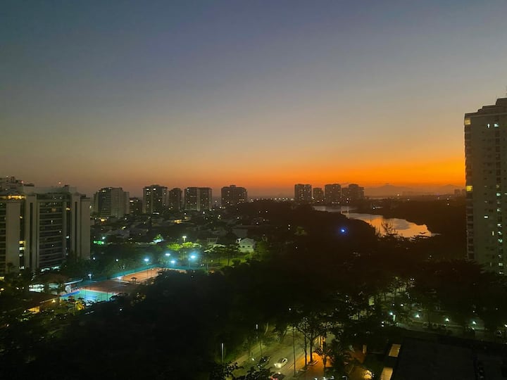 Dois Qtos E Linda Vista Na Barra - Rio de Janeiro