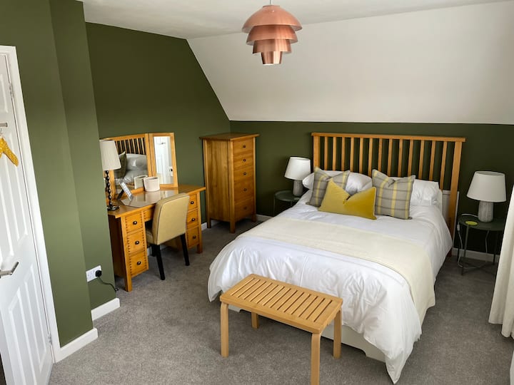 House Near To Bowood House - Calne