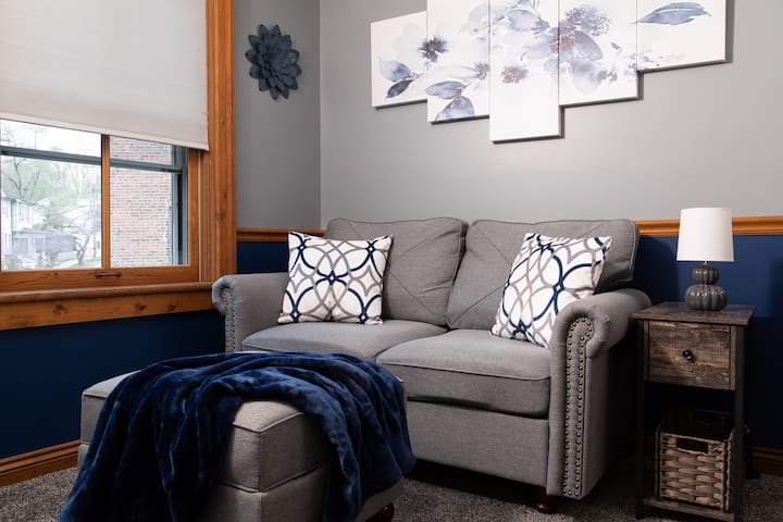 Riverboat Suites - Room 3 - Galena, IL