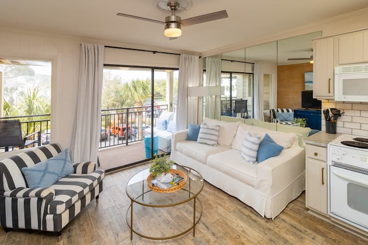 Coligny Area, Sea Side Villa-steps From Beach! - Hilton Head Island, SC