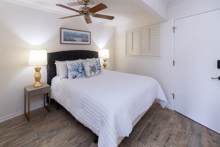 Coligny Area, Sea Side Villa-steps From Beach! - Hilton Head Island, SC