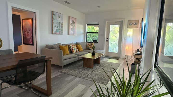 Cozy Chic 3br Home-wynwood&design District+parking - Miami, FL