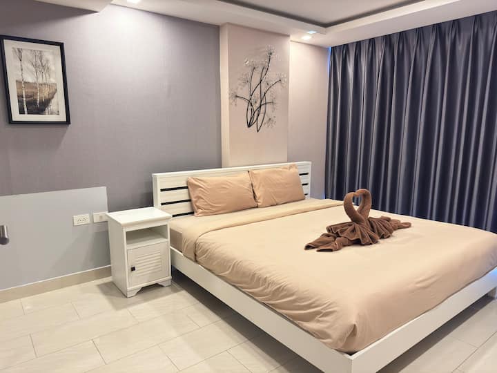 Pattaya Grand Avenue 1br 5th Floor 4k Smart Tv - Pattaya City