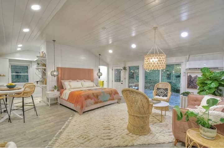 Cozy Couples Getaway - Blue Ridge Lake, GA