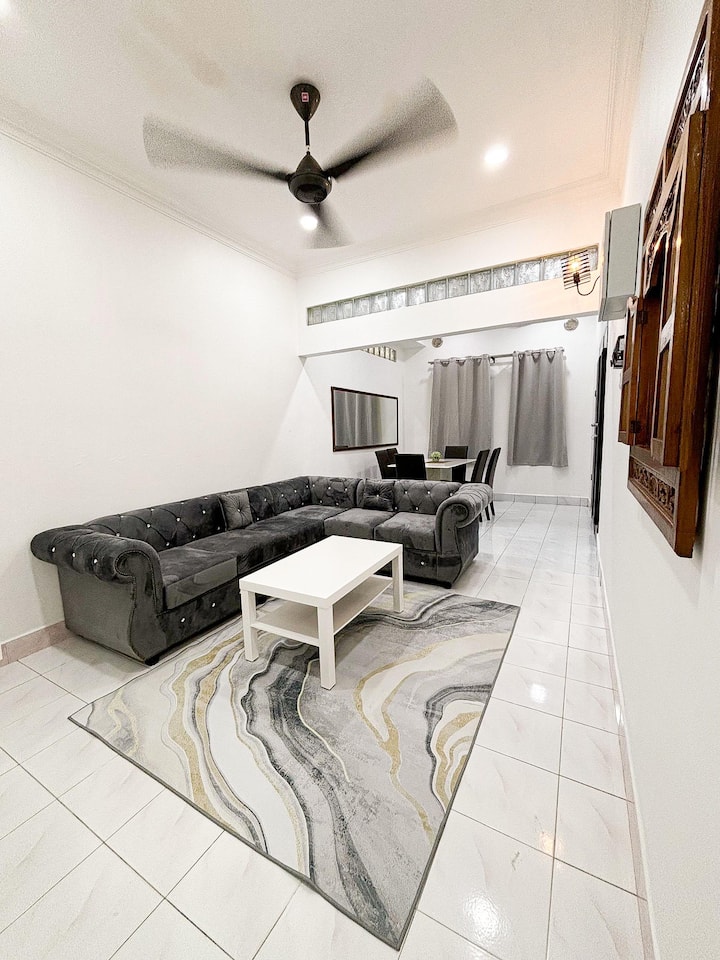 Aster Homestay Telok Panglima Garang - Jenjarom