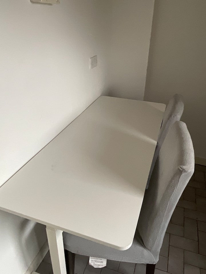 King Size Room To Stay In Broughty Ferry - 丹地